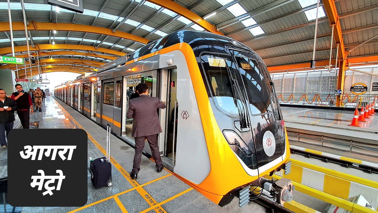 Agra Metro Ride - Mankameshwar to Taj East Gate - आगरा मेट्रो में ...