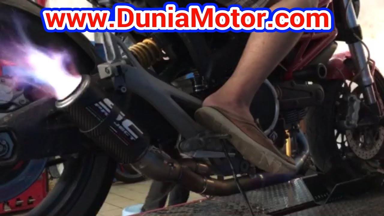 SC Project Ducati Monster 795 on Dyno Run - YouTube