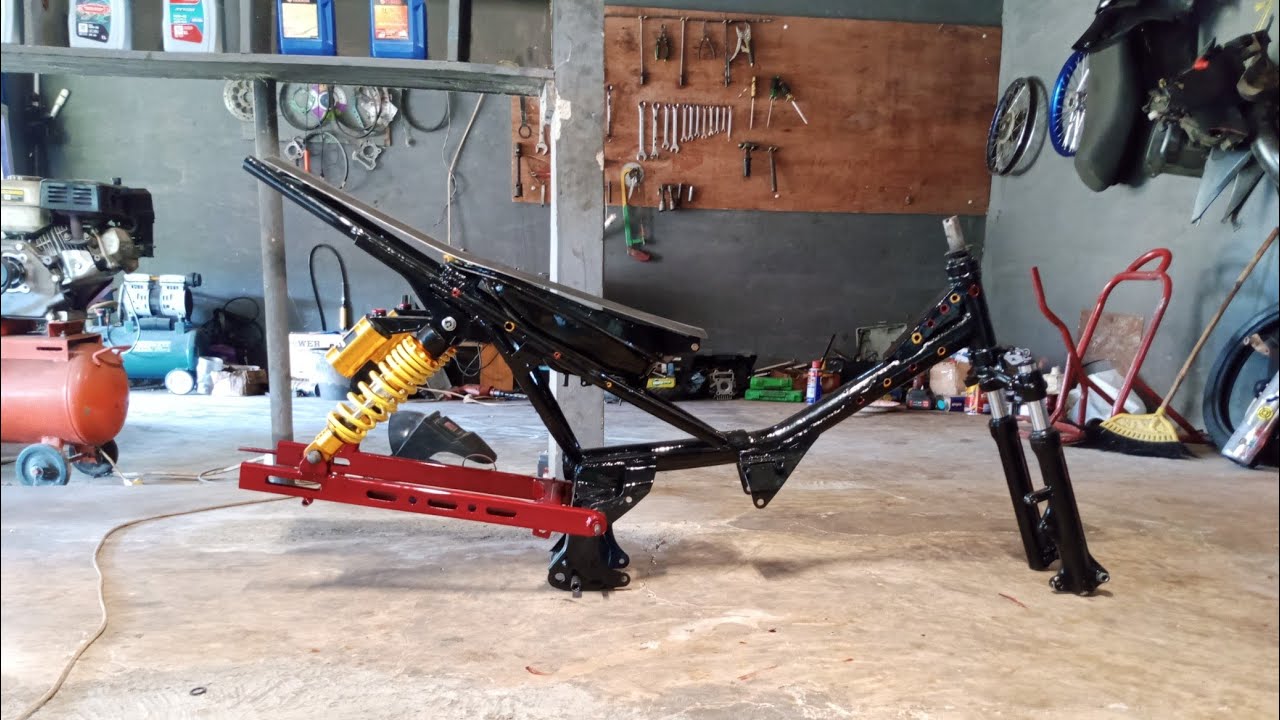 proses bikin Tanki dan pasang jok sleep engine - YouTube