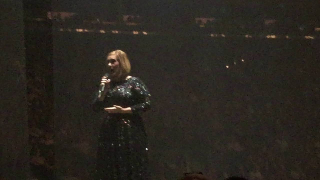 Adele Chasing Pavements with intro 9/22/16 Madison Square Garden NY ...