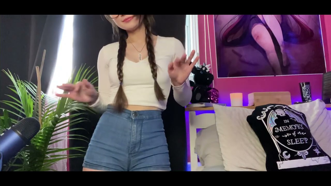 ASMR Scratching - High waisted jean shorts🕊 - YouTube