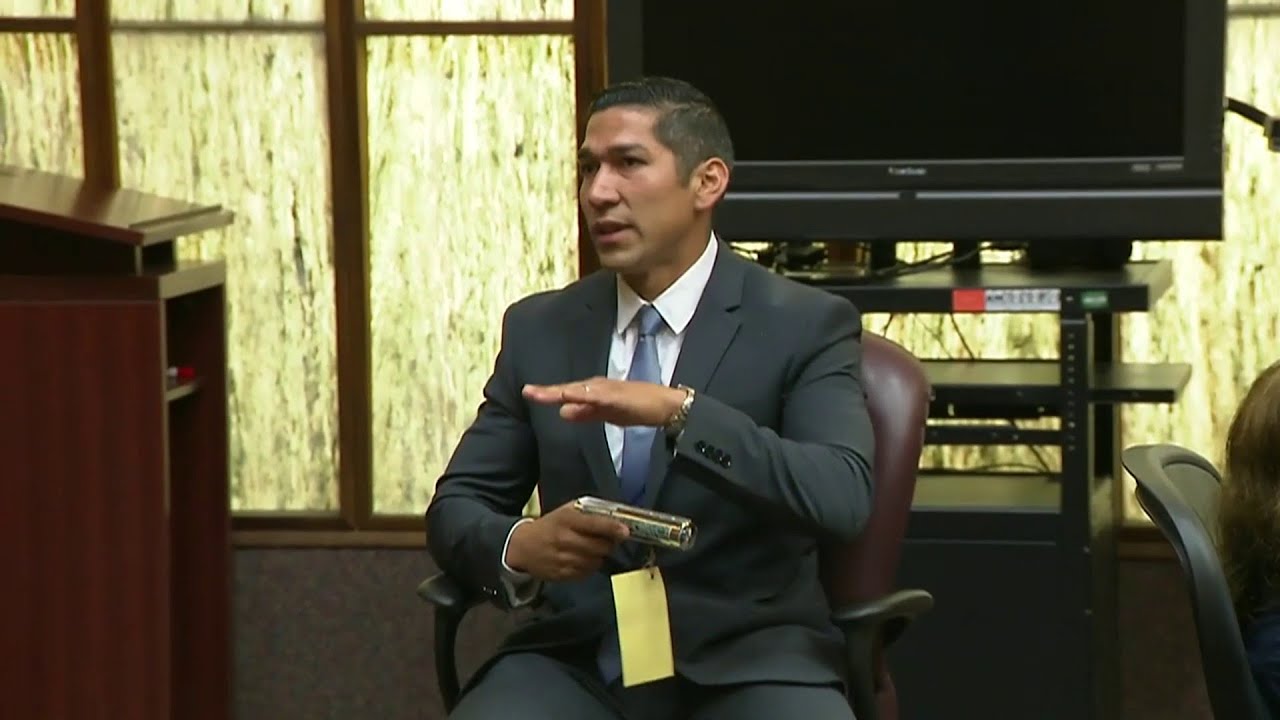 North Miami police Officer Jonathan Aledda testifies in retrial - YouTube