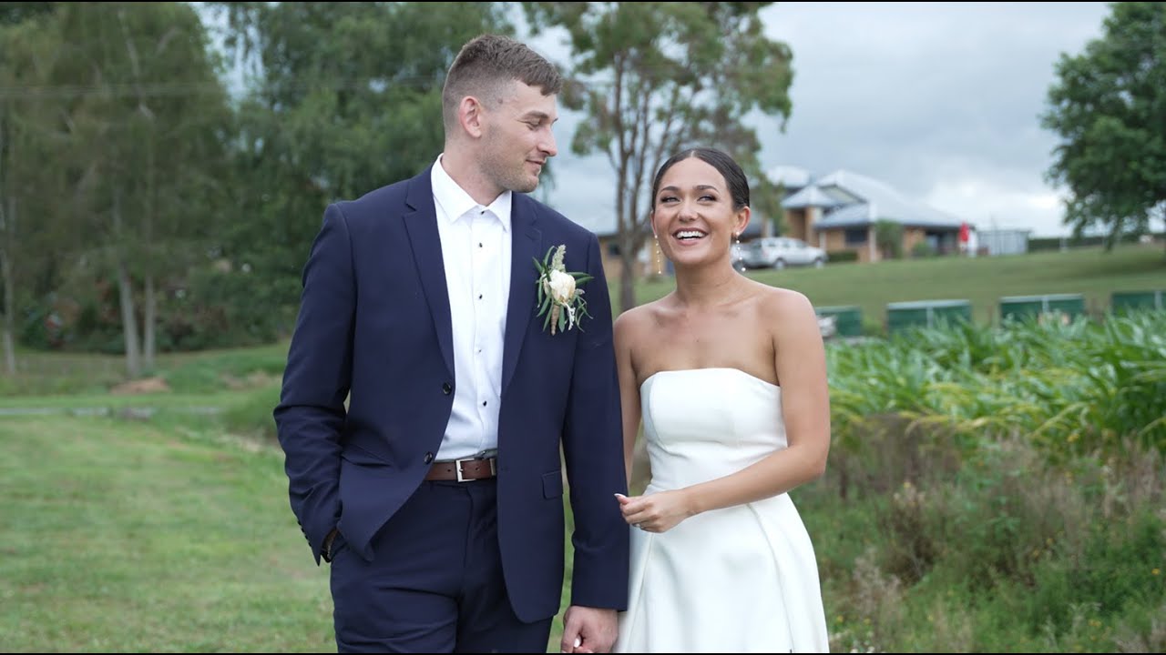 Hannah & Aaron's Vineyard Wedding - YouTube