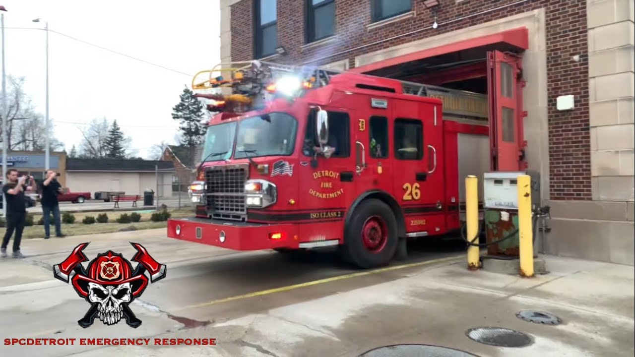 Detroit Fire Department Ladder 26 Responding PRIORITY 1 STILL ALARM ...