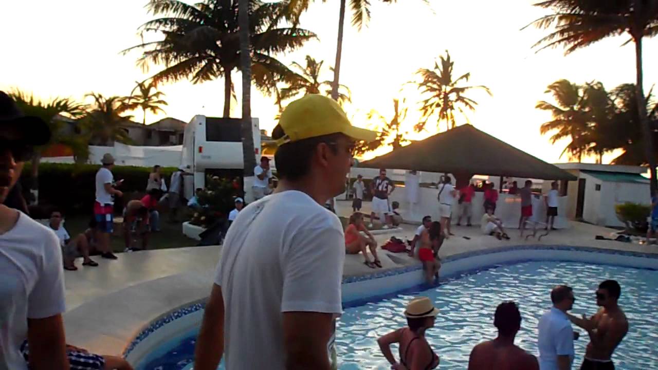 Pool party cartagena colombia enero 5 2012 - PARTE 3 - YouTube