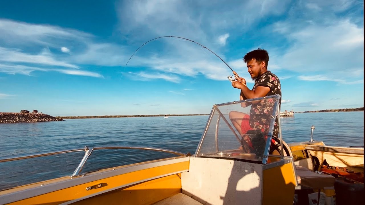 Fishing With Pro - YouTube