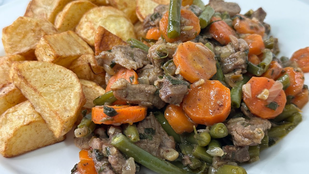 SAUTÉ MEAT WITH VEGETABLES| LUNCH OR DINNER IDEA| Shalou Cuisine - YouTube