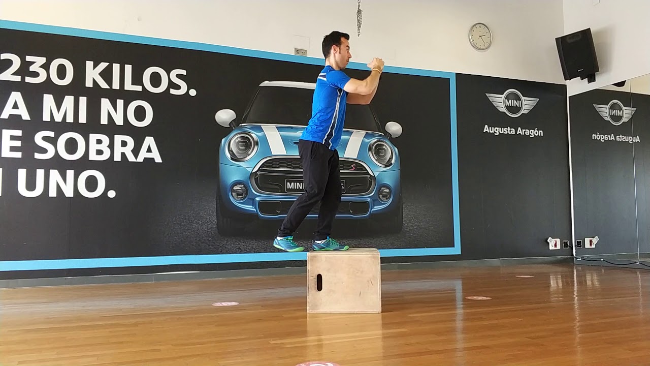 Step Up con peso corporal - YouTube