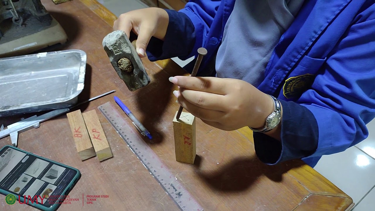 Praktikum TBK - Pengujian Berat Jenis, Kadar Air, dan Susut Kayu - YouTube