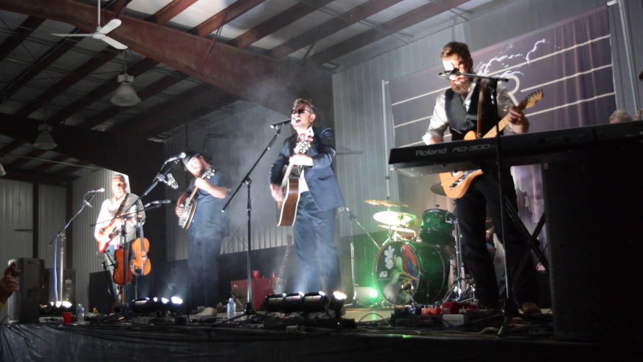 The TJ Ruckus Band ... in concert, Part II - YouTube