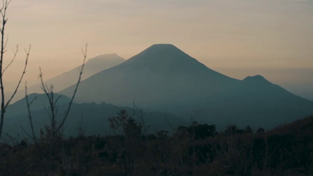 Mt. Prau - YouTube