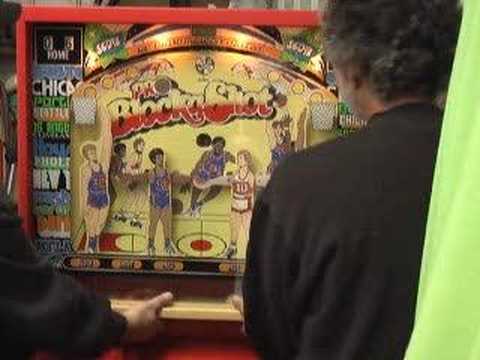 Block a Shot Basketball Game - YouTube