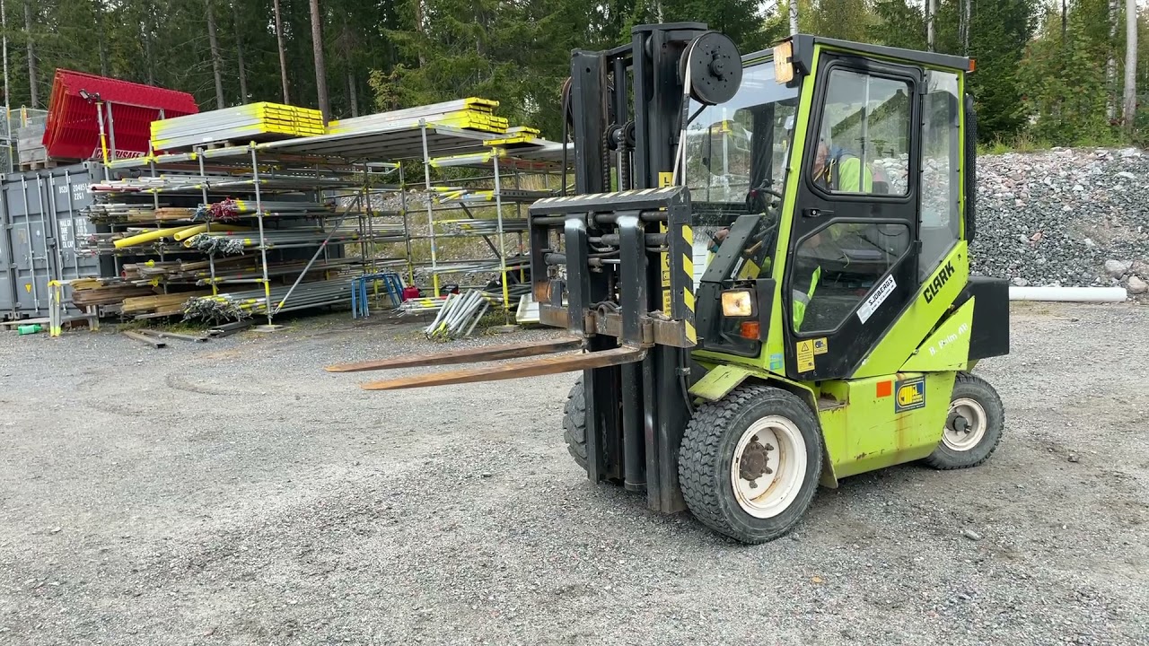 Köp Truck Clark DPM 30 på Klaravik - YouTube