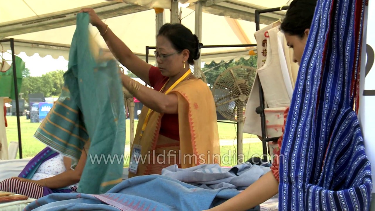 Colourful Manipuri traditional phi (shawl) on sale in Delhi - YouTube