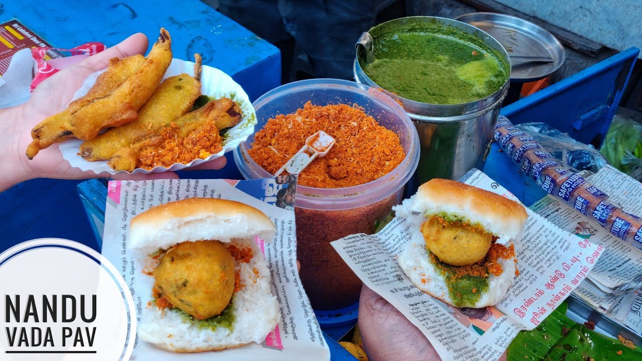 Starts At Rs 5/ Piece | Nanadu Vada Pav & Mirchi Bhajji | वडा पाव और ...