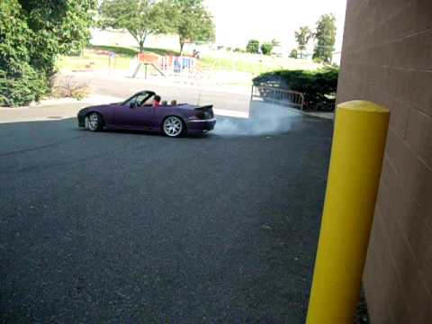 miata burn out - YouTube