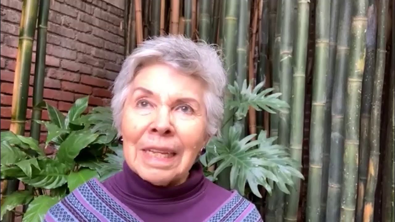 Laura Cao, Parteras Autónoma Certificada - YouTube