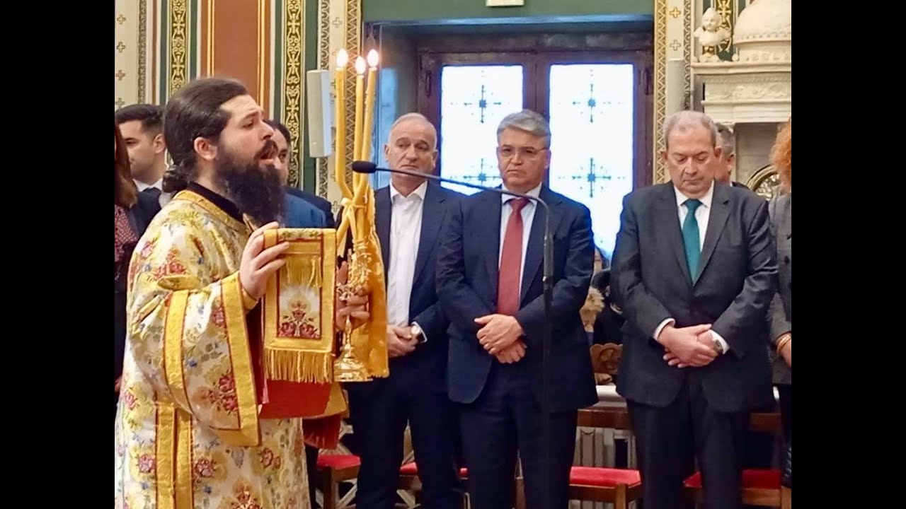 ΑΓΙΟΣ ΣΠΥΡΙΔΩΝΑΣ: ΛΑΜΠΡΗ ΕΟΡΤΗ ΣΤΟΝ ΠΕΙΡΑΙΑ - ΕΚΚΛΗΣΙΑ ΚΑΙ ΛΑΟΣ ...