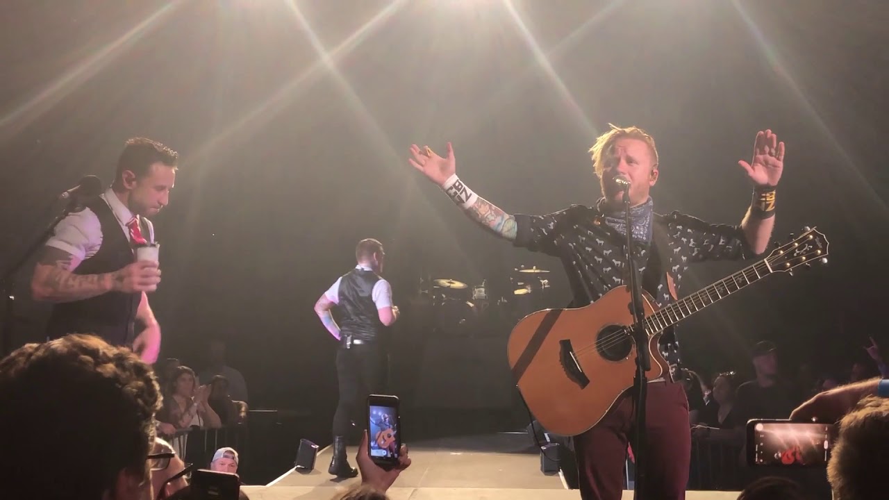 Shinedown - Call me Live Phoenix, AZ 2019 - YouTube