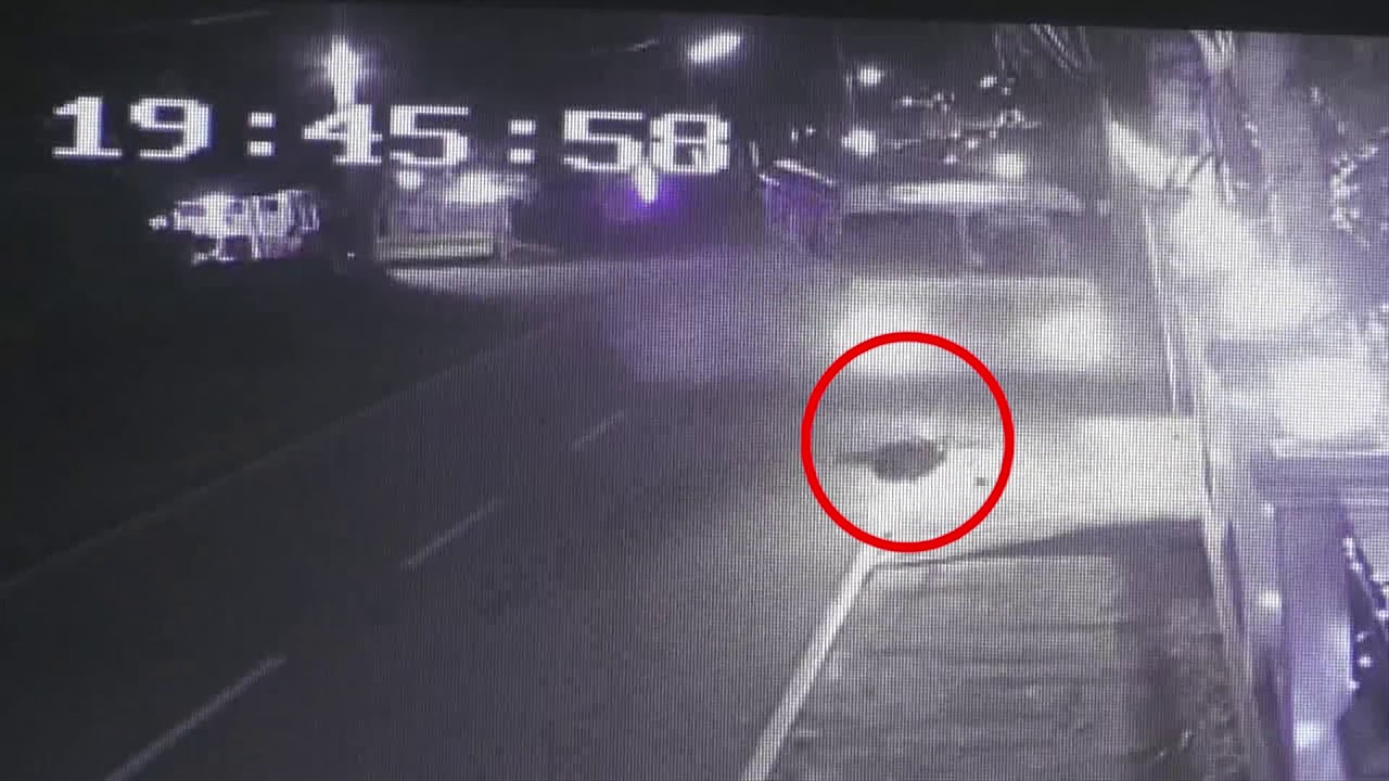 cctv accident 02 - YouTube