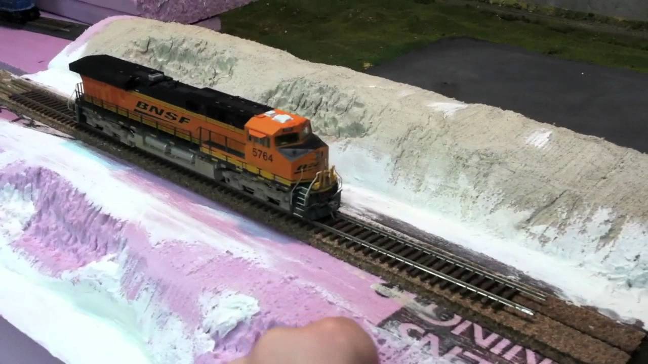 The Building of an HO Layout Part 1 - YouTube