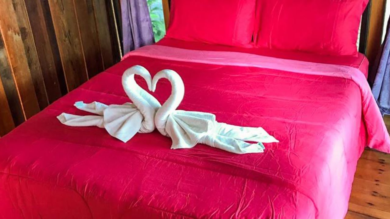 HotelKDM | Review Bayview Sunset Resort - YouTube