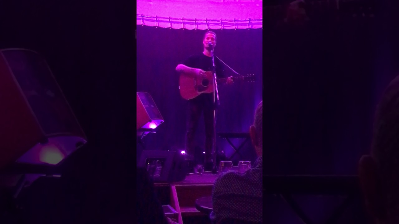 Robin Borneman - Awake (live in Eindhoven) - YouTube