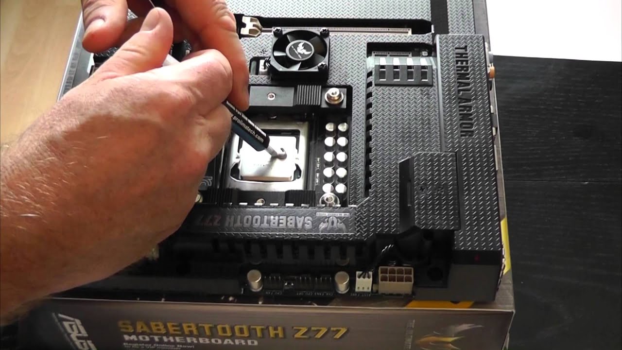 Corsair 500R Asus Sabertooth Z77 Prolimatech i7 3770 PC Build - YouTube