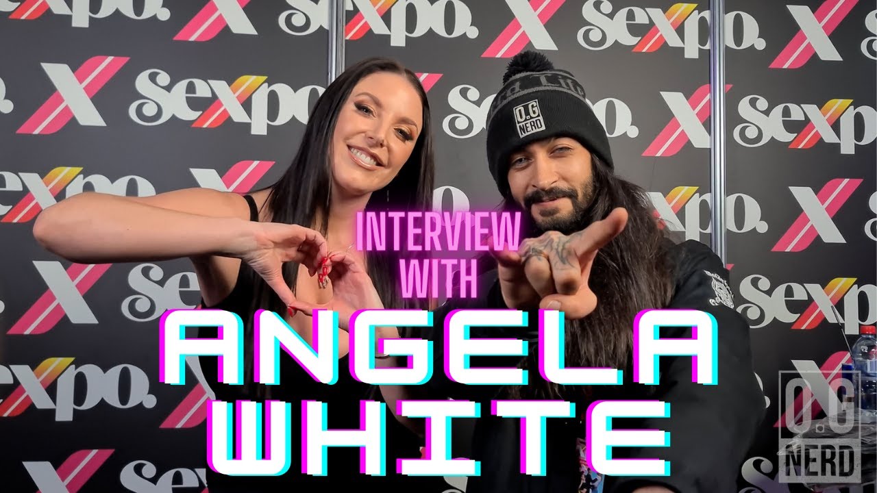 Interview with Angela White at Melbourne SEXPO 2022 - YouTube
