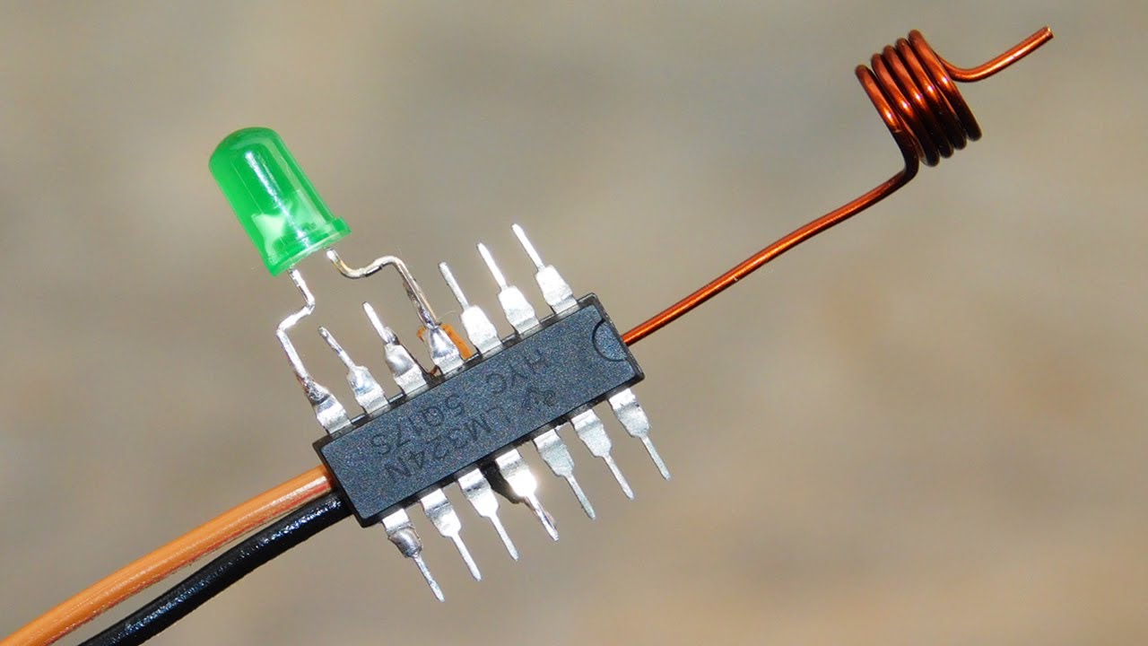 Awesome Idea With LM324 IC and LED | Useful DIY - YouTube