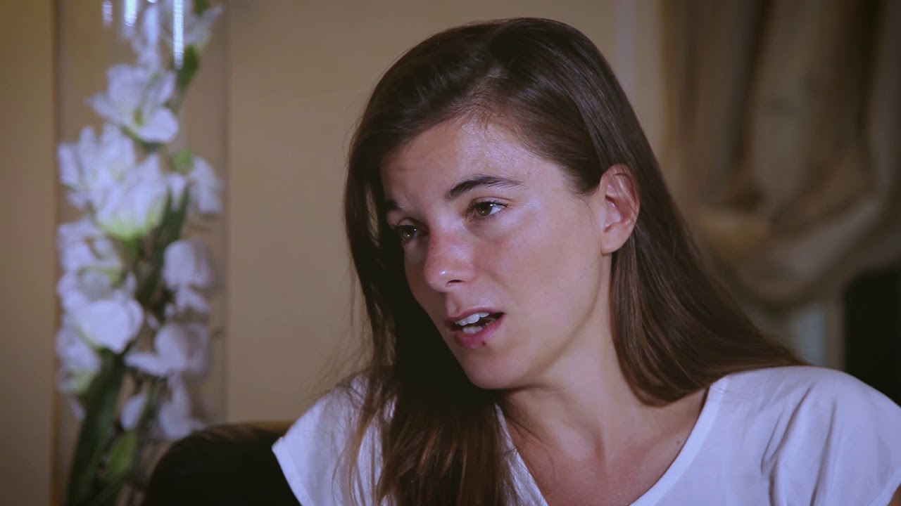 Intervista Giulia Innocenzi - YouTube