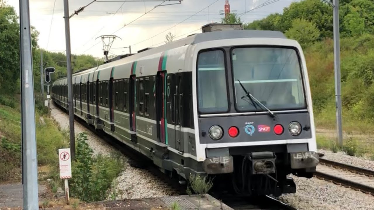 Départ d’un MI79 à Villepinte - YouTube