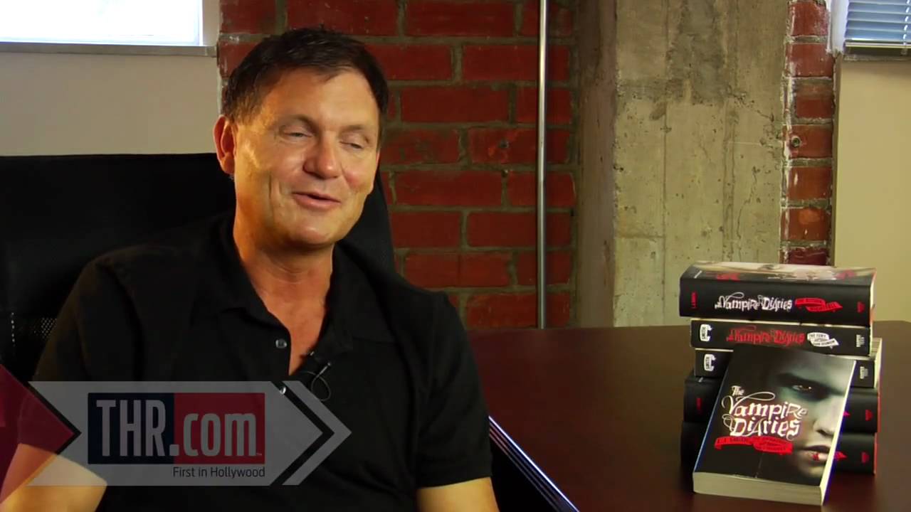 Vampire Diaries: Kevin Williamson - YouTube