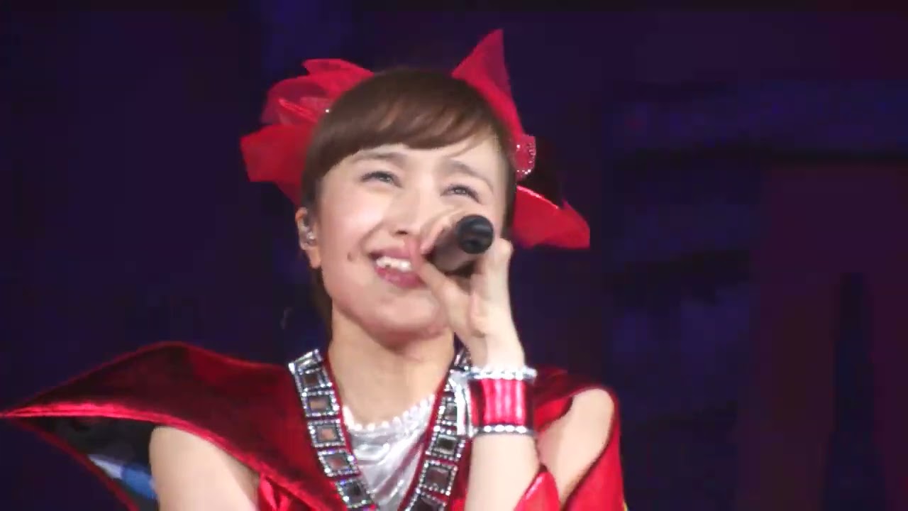 Momoiro Clover Z - Kuroi Shuumatsu (Momoclo Mania 2018) - YouTube