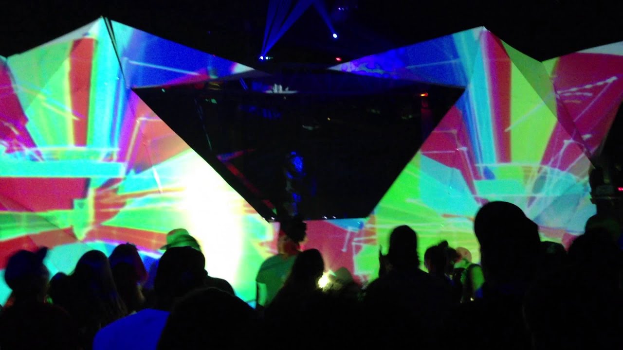 Trollphace @ Connectorville4:20 - St. Louis Skatium [1080p HD] - YouTube