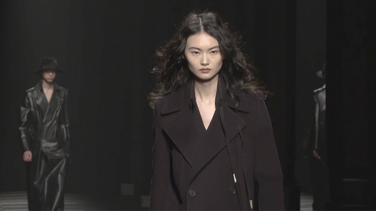 Ann Demeulemeester | Fall Winter 2022/2023 | Full Show - YouTube