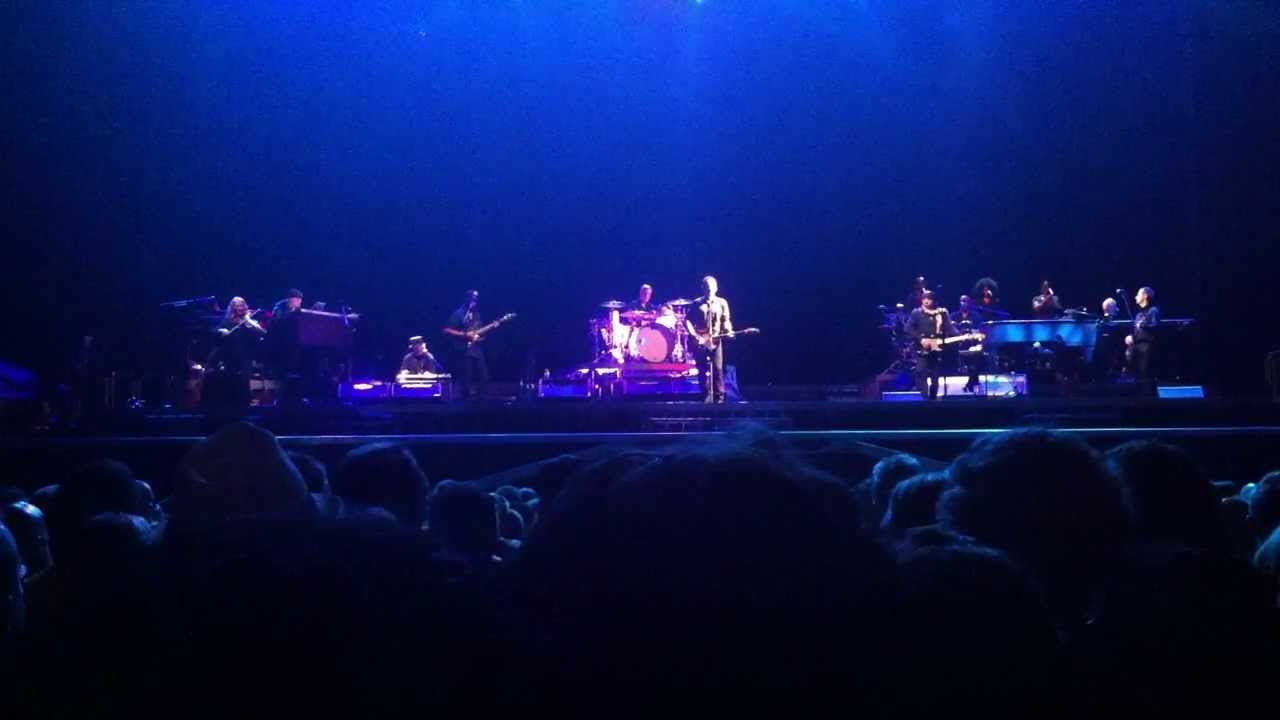 Bruce Springsteen - Factory Melbourne Night 1 15/2/2014 - YouTube