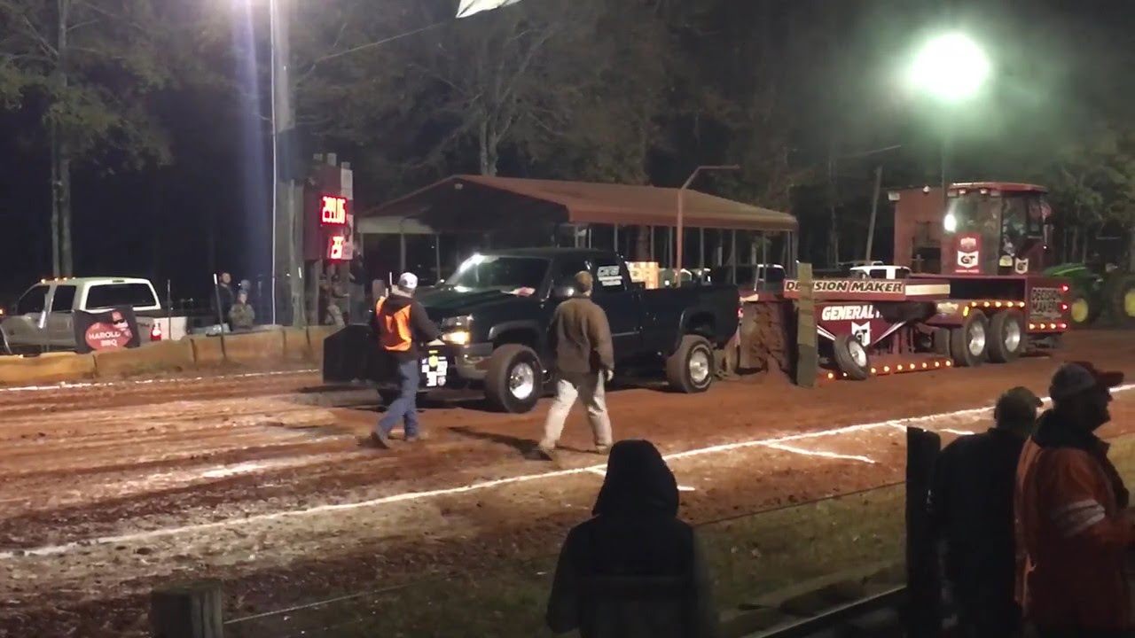 April Browning 2.6 Diesels in Dark Corners - YouTube