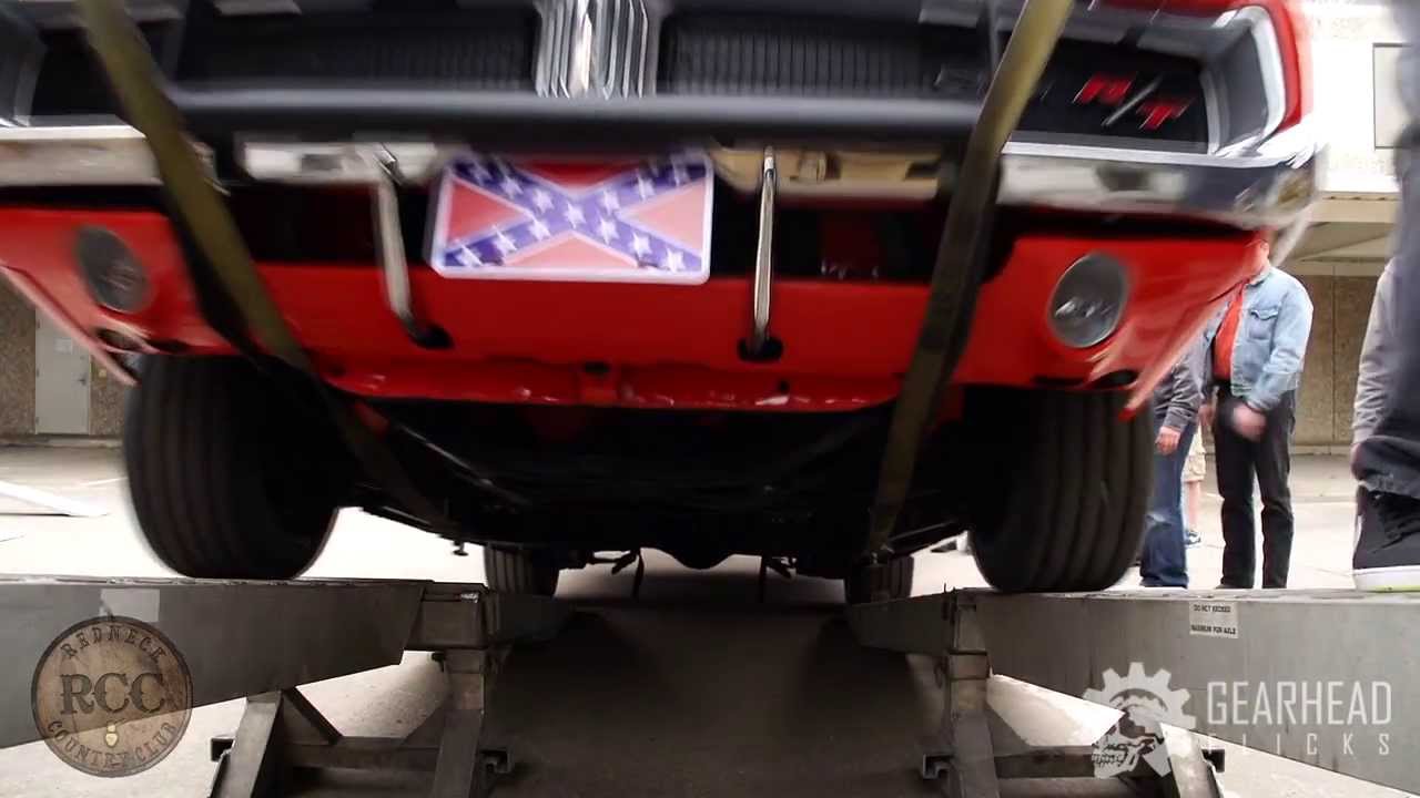 The General Lee build video! The Redneck Country Club - YouTube