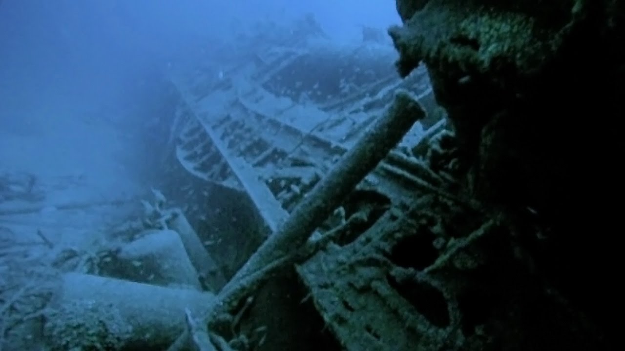 Epave du sous marin U-976 (le loup gris) - YouTube