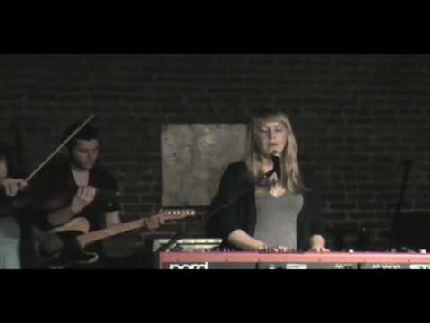 Kaylee Cole live at Empyrean (thesomshow.com) - YouTube