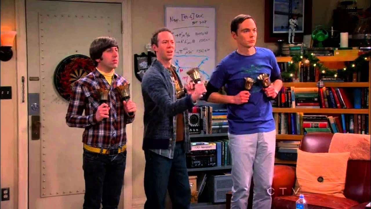 The Big Bang Theory - Sheldon, Howard and Stuar playing a Christmas ...