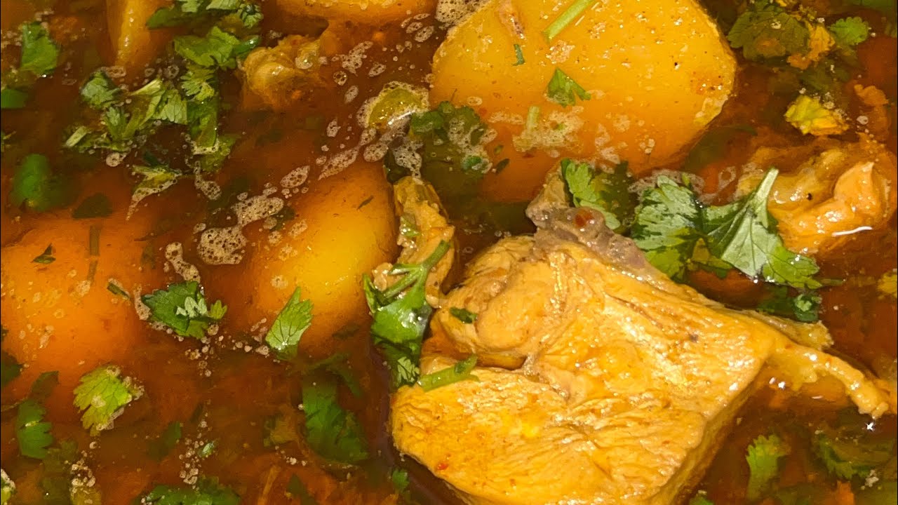 Aalo chicken recipeee - YouTube