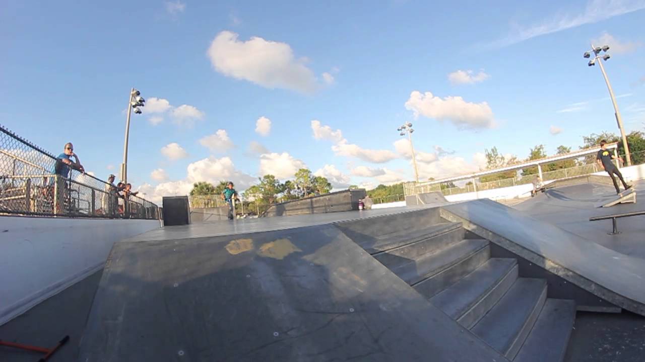 Carson Sanders old footy - YouTube