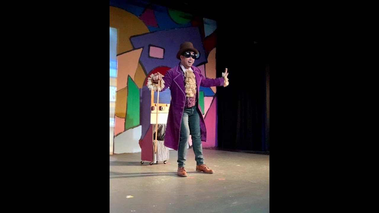 Willy Wonka the musical - YouTube