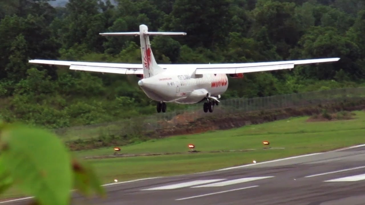 Begini Ketika Pesawat ATR 72-500 Wings Air Akan Landing (Pesawat ...