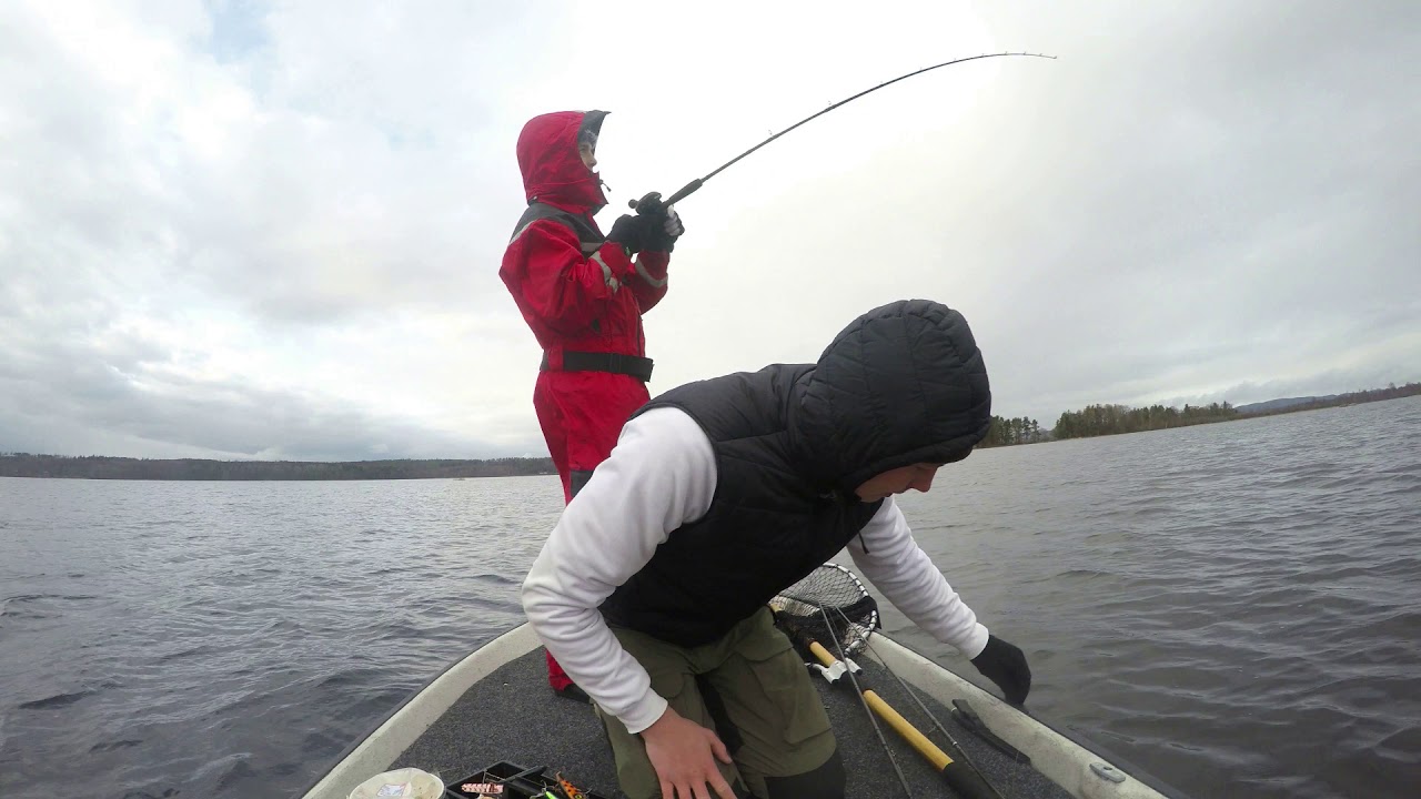 Team Karate goes fishing - YouTube