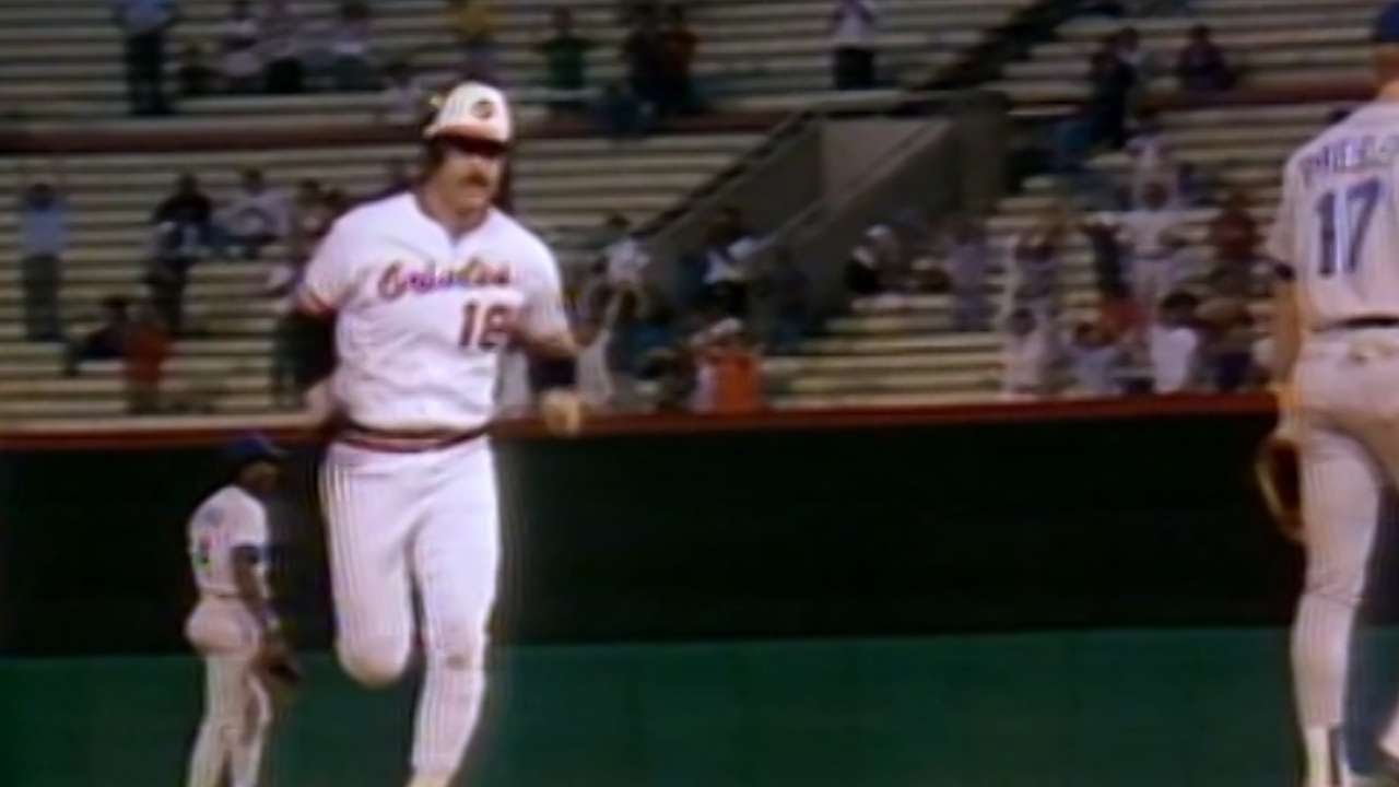 Sheets slugs pinch-hit walk-off home run - YouTube
