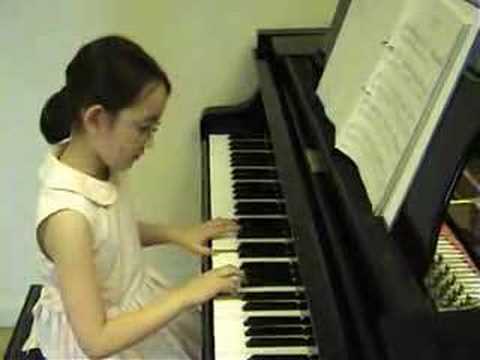Sarah Shy, piano, 060621 - YouTube