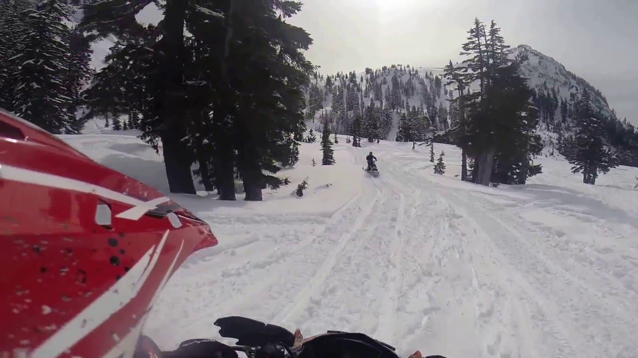 Snowmobile Mt Baker 2016 - YouTube